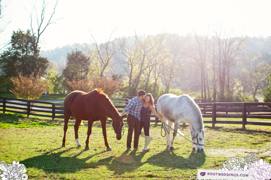 Sarah + Zach : Leipers Fork at Home Engagement Session